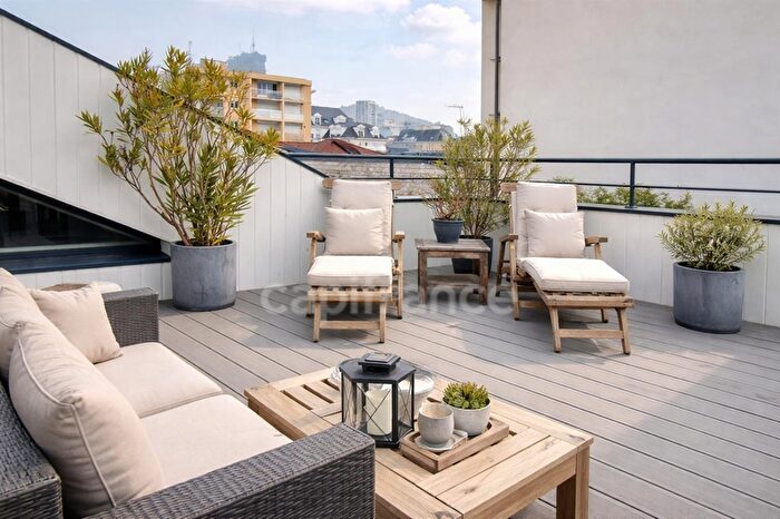 Maison 7 pièces à vendre à Nanterre, Plateau