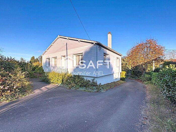 Maison à vendre - La Chapelle-Saint-Laurent - 4 pièces - 3 chambres