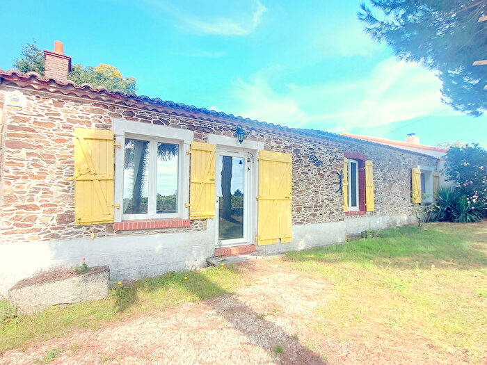 Maison à vendre - Le Landreau - 4 pièces - 3 chambres