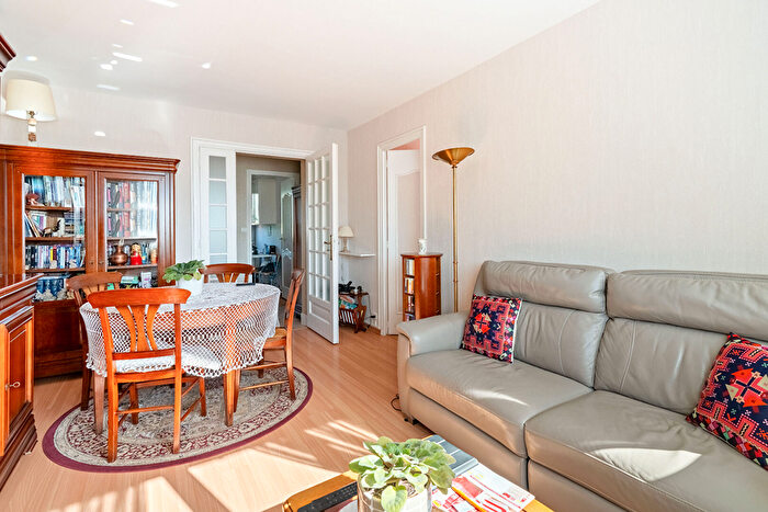 Appartement à vendre - Colombes, Centre-ville - 3 pièces - 2 chambres