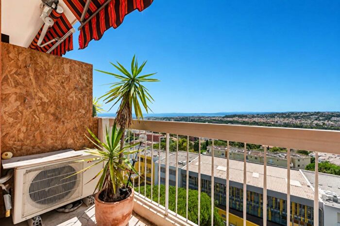 Appartement 2 pièces à vendre à Nice, Corniche Fleurie