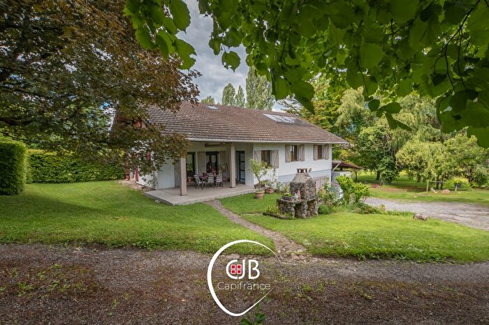 Maison 6 pièces à Les Marches, à vendre