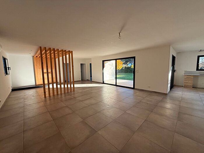 Maison à vendre - Saint-Mitre-les-Remparts - 4 pièces - 3 chambres