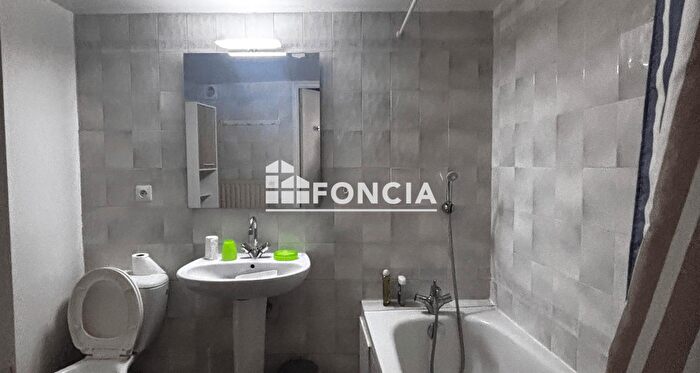 Appartement à vendre - Arles, Centre-ville - 2 pièces - 1 chambre