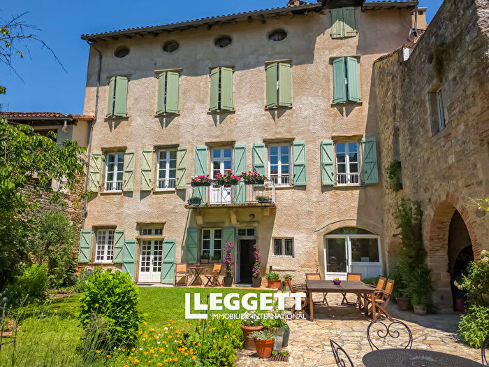 Saint-Antonin-Noble-Val : Maison 17 pièces à vendre