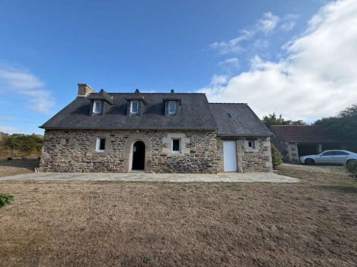 Maison 4 pièces à louer à Minihy-Tréguier