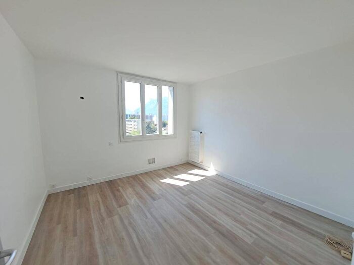 Appartement 1 pièce à louer - Villancourt, Le Pont-de-Claix