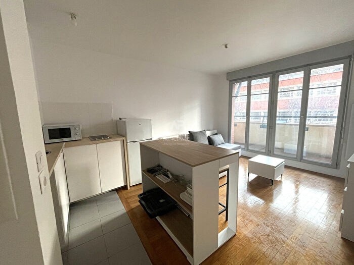 Appartement à louer - Chaville, Marivel - 1 pièce