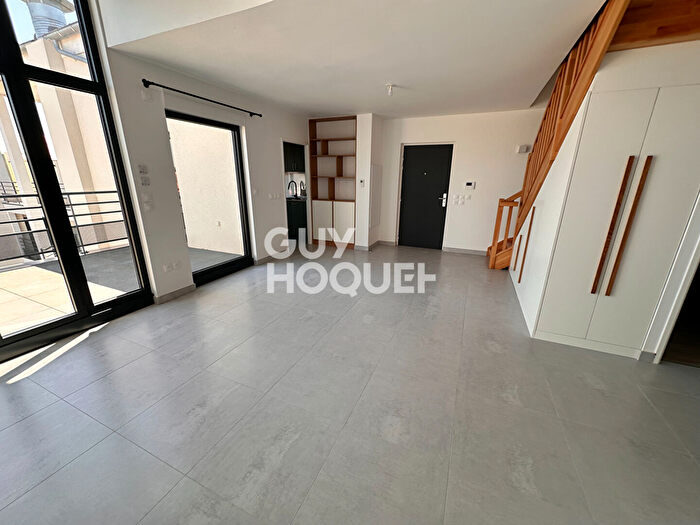 Villiers-sur-Marne, Centre-ville : Appartement 4 pièces à louer