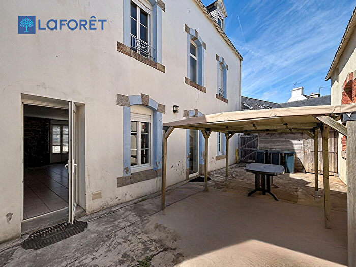 Maison 10 pièces à Gâvres, à vendre