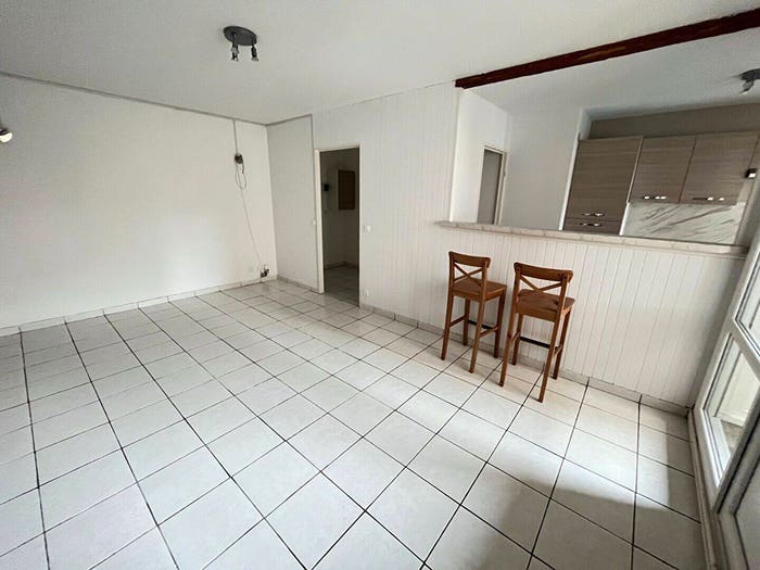 Pompidou-Nouvelle Madeleine, La Madeleine : Appartement 2 pièces à louer