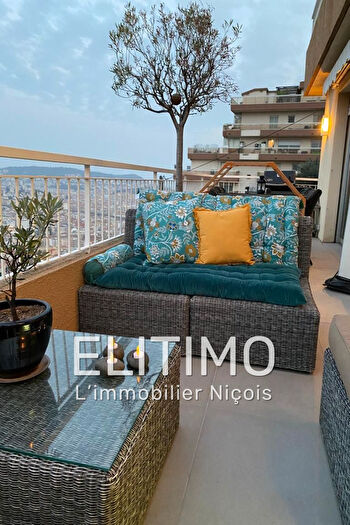 Nice, Saint-Pierre de Feric : Appartement 4 pièces à vendre