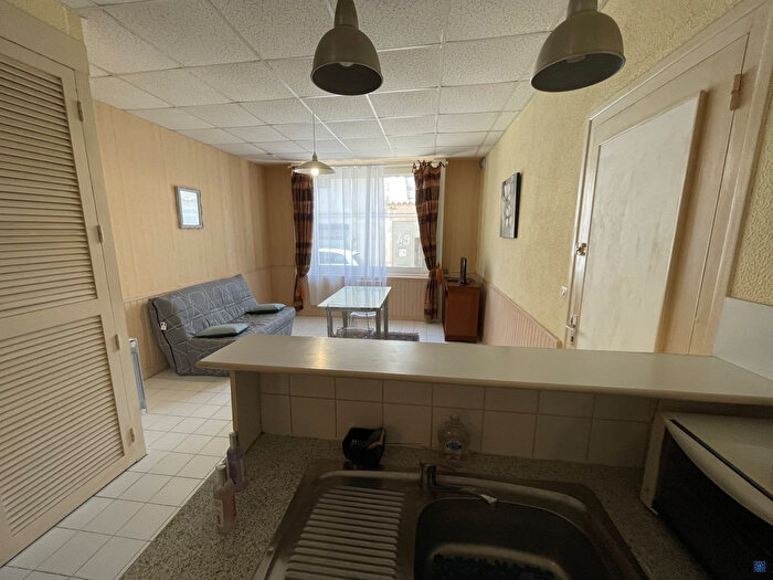 Appartement 1 pièce à Royan, Centre-ville, à louer