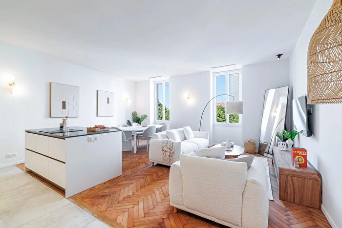 Appartement à vendre - Nice, Garibaldi - 3 pièces - 2 chambres