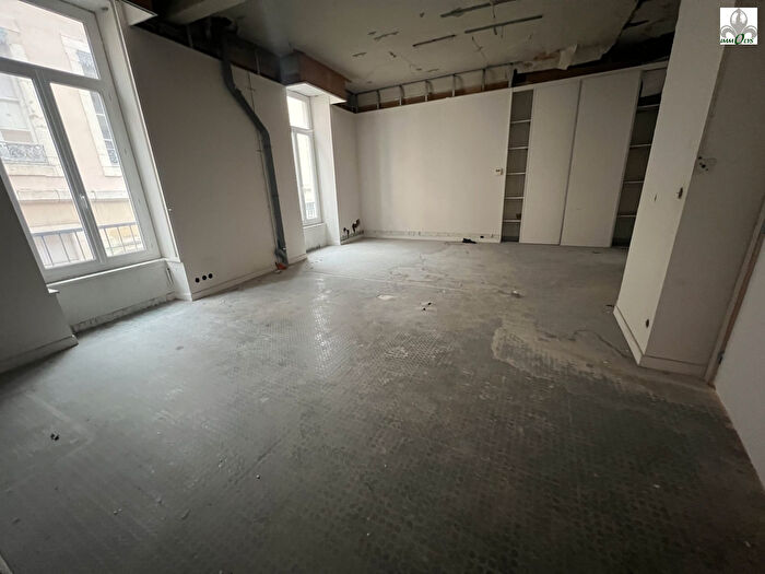 Appartement à vendre - Chalon-sur-Saône, Centre-ville - 3 pièces - 1 chambre