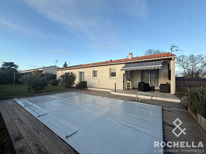 Maison à vendre - Tonnay-Boutonne - 4 pièces - 3 chambres