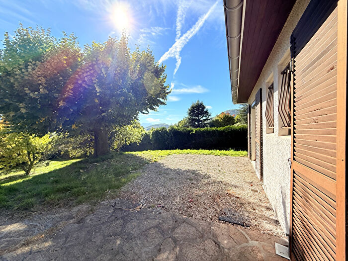 Maison à vendre - Saint-Martin-dUriage - 5 pièces - 4 chambres