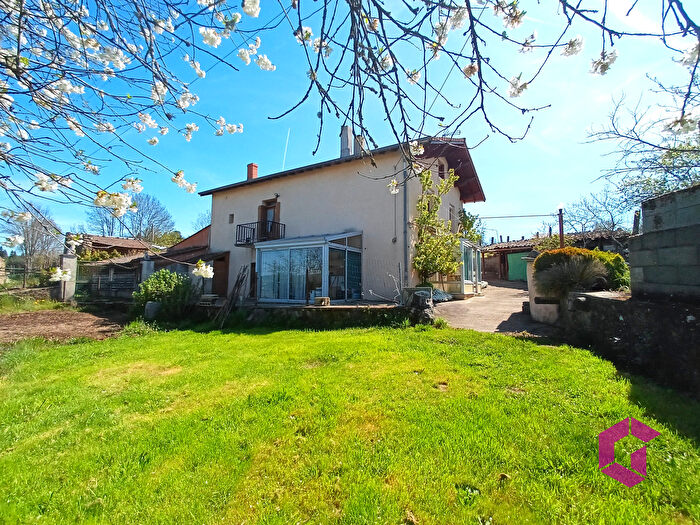 Maison 6 pièces à Usson-en-Forez, à vendre