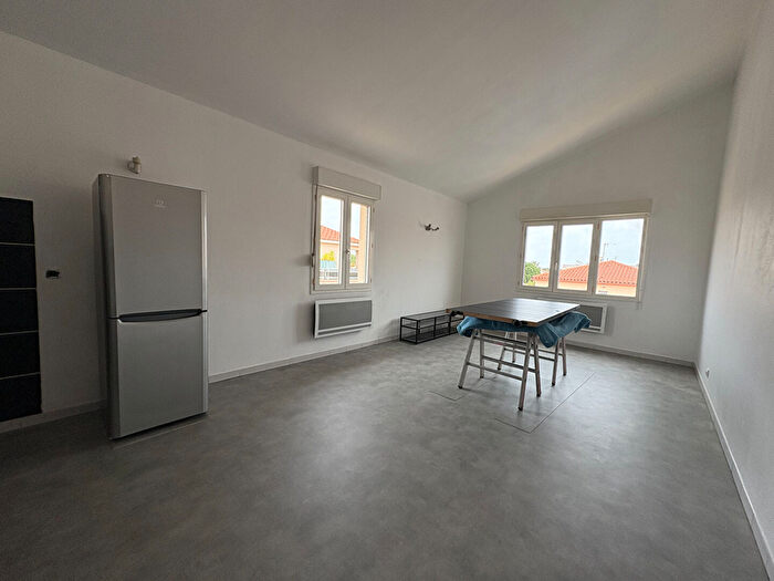 Appartement à vendre - Perpignan, Clos-Banet - 3 pièces - 1 chambre