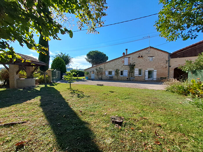 Maison à vendre - Saint-Pierre-de-Buzet - 5 pièces - 3 chambres