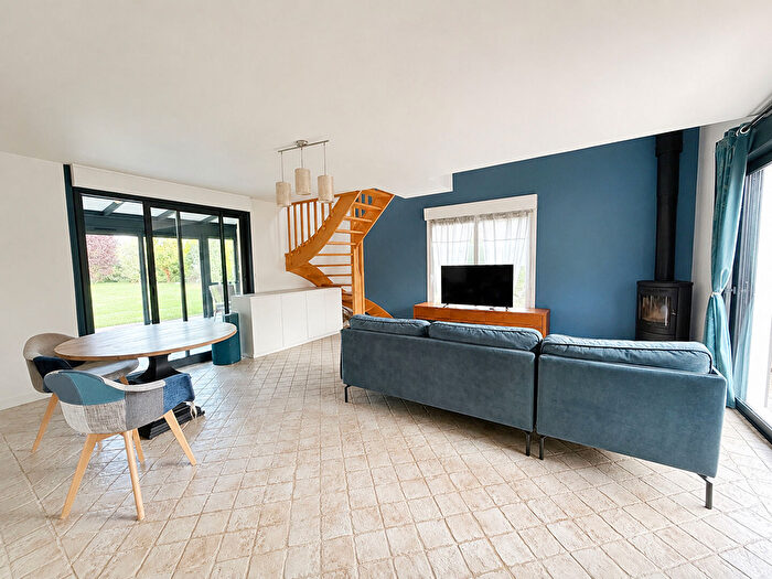 Maison 6 pièces à Sains-en-Amiénois, à vendre