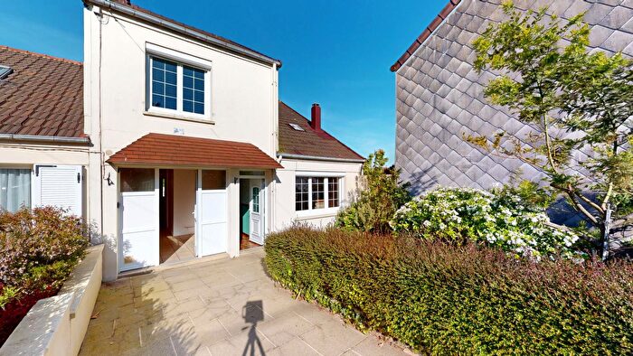 Maison à vendre - Cherbourg-Octeville - 4 pièces - 3 chambres