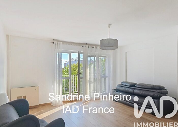 Appartement à vendre - Les Ulis, Berry, Saintonge - 3 pièces - 2 chambres