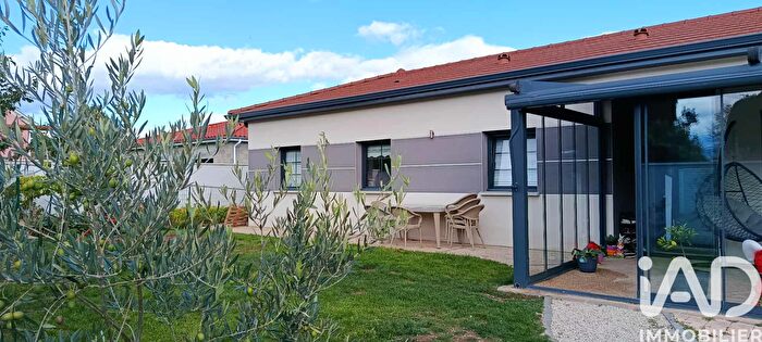 Maison à vendre - Sury-le-Comtal - 4 pièces - 3 chambres