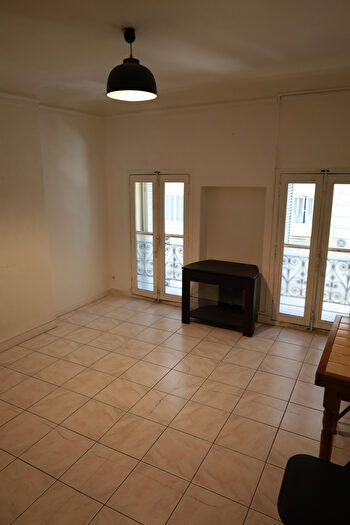 Appartement à vendre - Marseille e , La Joliette - 2 pièces - 1 chambre