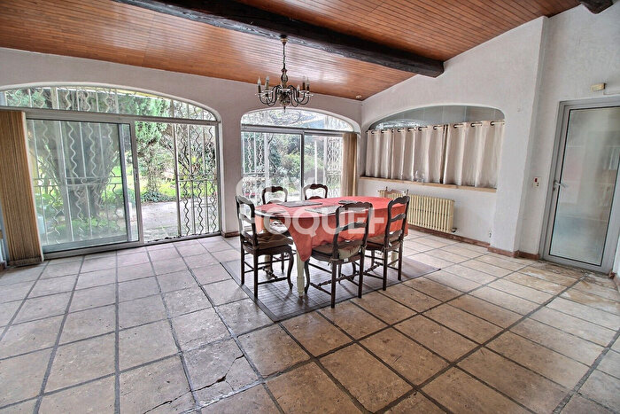 Maison à vendre - Beaucaire, Saint-Joseph, Route de Fourques - 8 pièces - 4 chambres