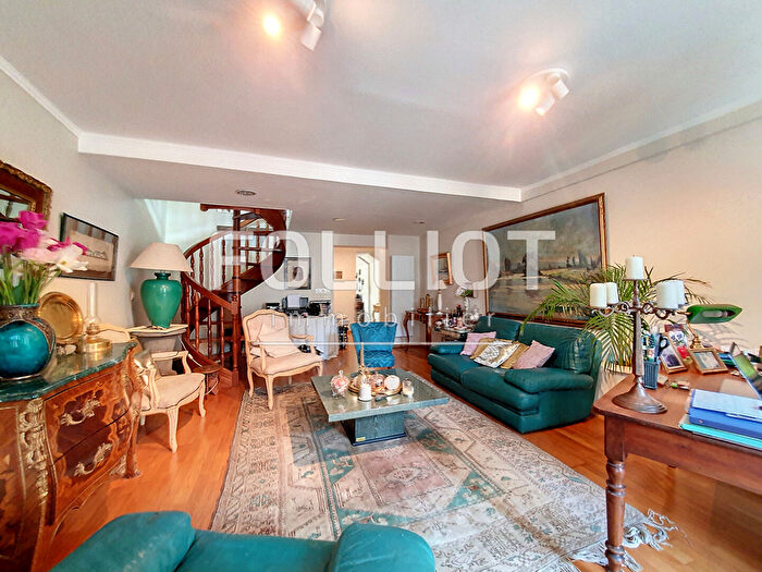 Appartement à vendre - Bayeux, Centre-ville, Saint-Jean - 4 pièces - 3 chambres