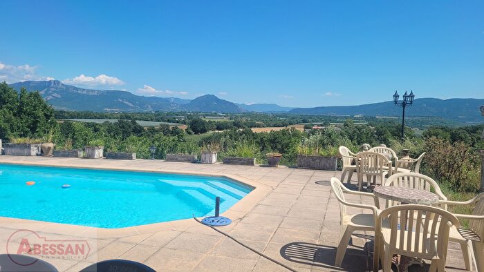 Maison 6 pièces à Mison, à vendre