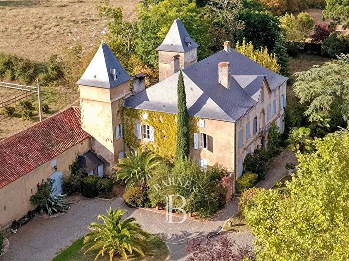 Maison à vendre - Maubourguet - 19 pièces - 10 chambres
