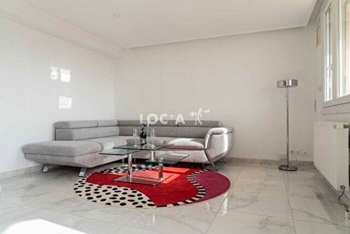 Appartement à louer - Dijon - 4 pièces - 3 chambres