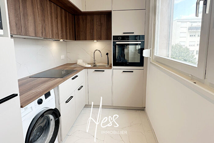 Appartement 2 pièces à louer à Strasbourg, Forêt Noire