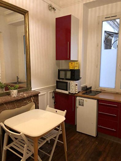 Appartement à louer - Paris ème arrondissement - 1 pièce