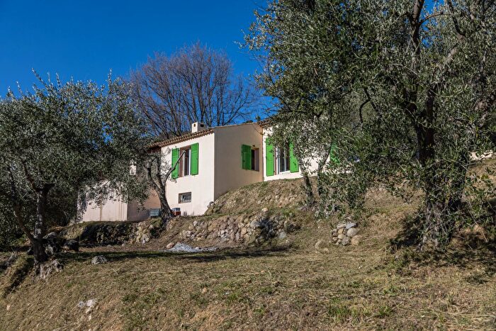 Maison à vendre - Levens - 5 pièces - 4 chambres