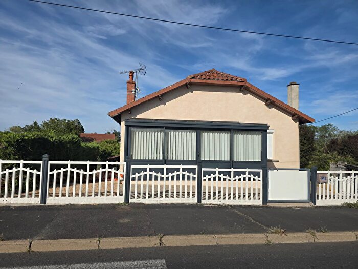 Bournoncle-Saint-Pierre - Maison 6 pièces à vendre