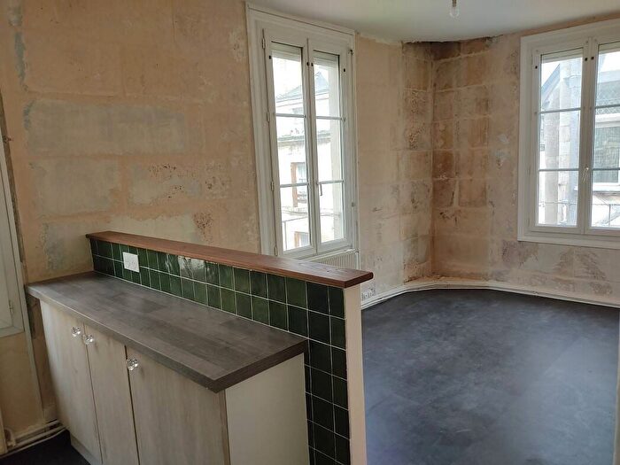 Appartement à louer - Trois Quartiers-Centre Ville, Poitiers - 2 pièces - 1 chambre