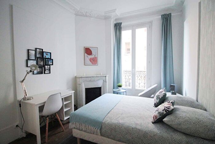 La Chapelle-Marx Dormoy, Paris 18ème arrondissement : Appartement 1 pièce à louer
