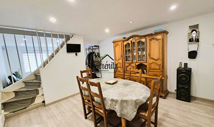 Hénin-Beaumont, Est : Maison 5 pièces à vendre