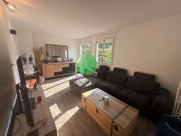 La Ferté-Alais : Appartement 4 pièces à louer