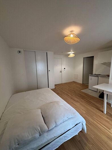 Appartement à louer - Le Plateau, Saint-Maurice - 1 pièce