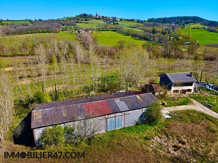 Maison à vendre - Saint-Sardos - 4 pièces - 3 chambres