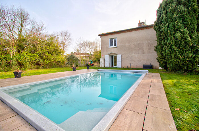 Maison à vendre - Layrac - 7 pièces - 5 chambres