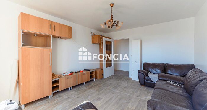 Appartement à vendre - Noisy-le-Sec, Centre-ville, Mairie - 3 pièces - 2 chambres