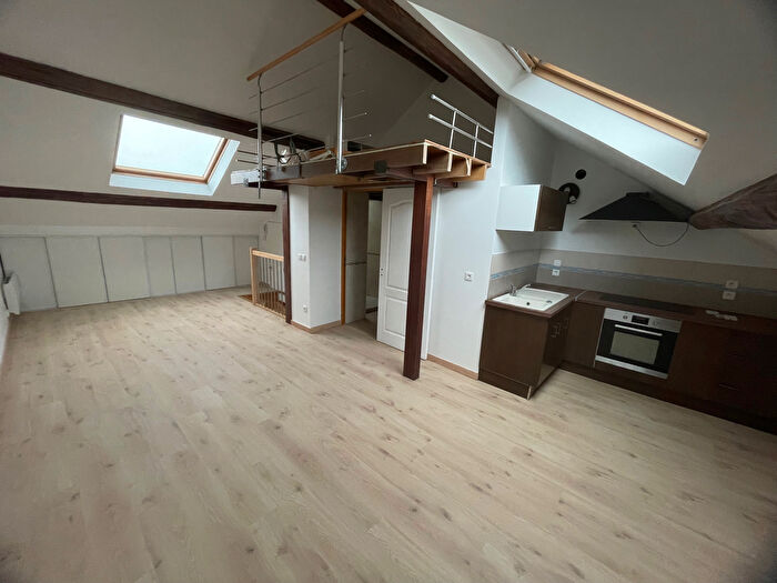 Appartement 1 pièce à louer - Reims, Courlancy, Porte de Paris, Bois d'Amour