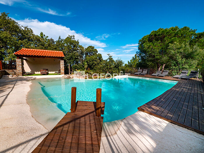 Maison à vendre - Villelongue-dels-Monts - 7 pièces - 5 chambres