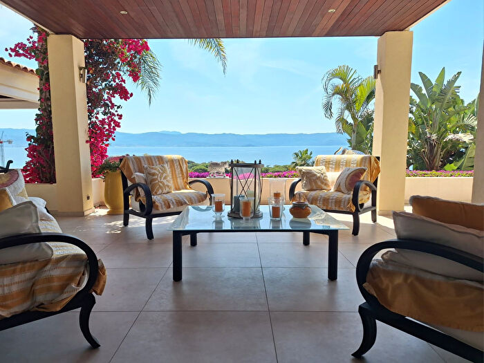 Maison à vendre - Ajaccio, Les Sanguinaires - 8 pièces - 6 chambres