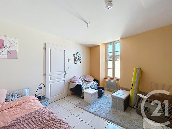 Appartement à louer - Angoulême, Saint-Ausone, Saint-Martin - 1 pièce